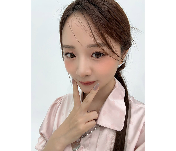 森香澄、小顔きわだつセルフィーに反響「たまには自撮り」 - Yahoo! JAPAN